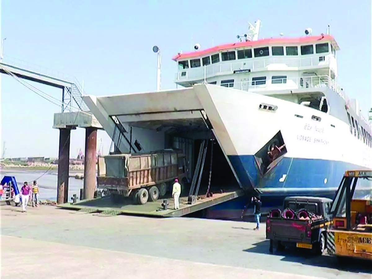India Waterways: Turning The Corner – Ground View